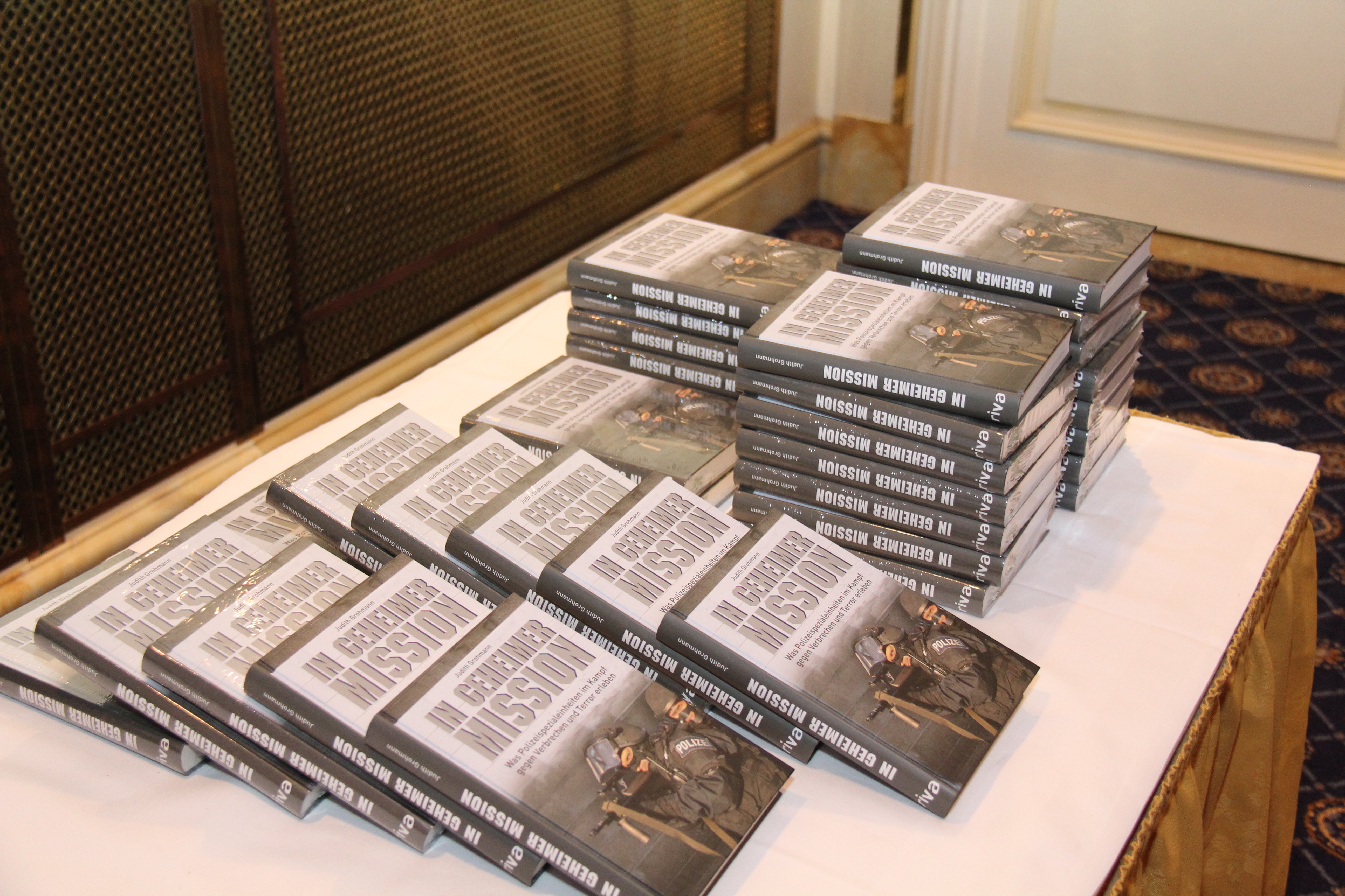 An evening on a Secret Mission at the Grand Hotel Wien | JUDITH GROHMANN