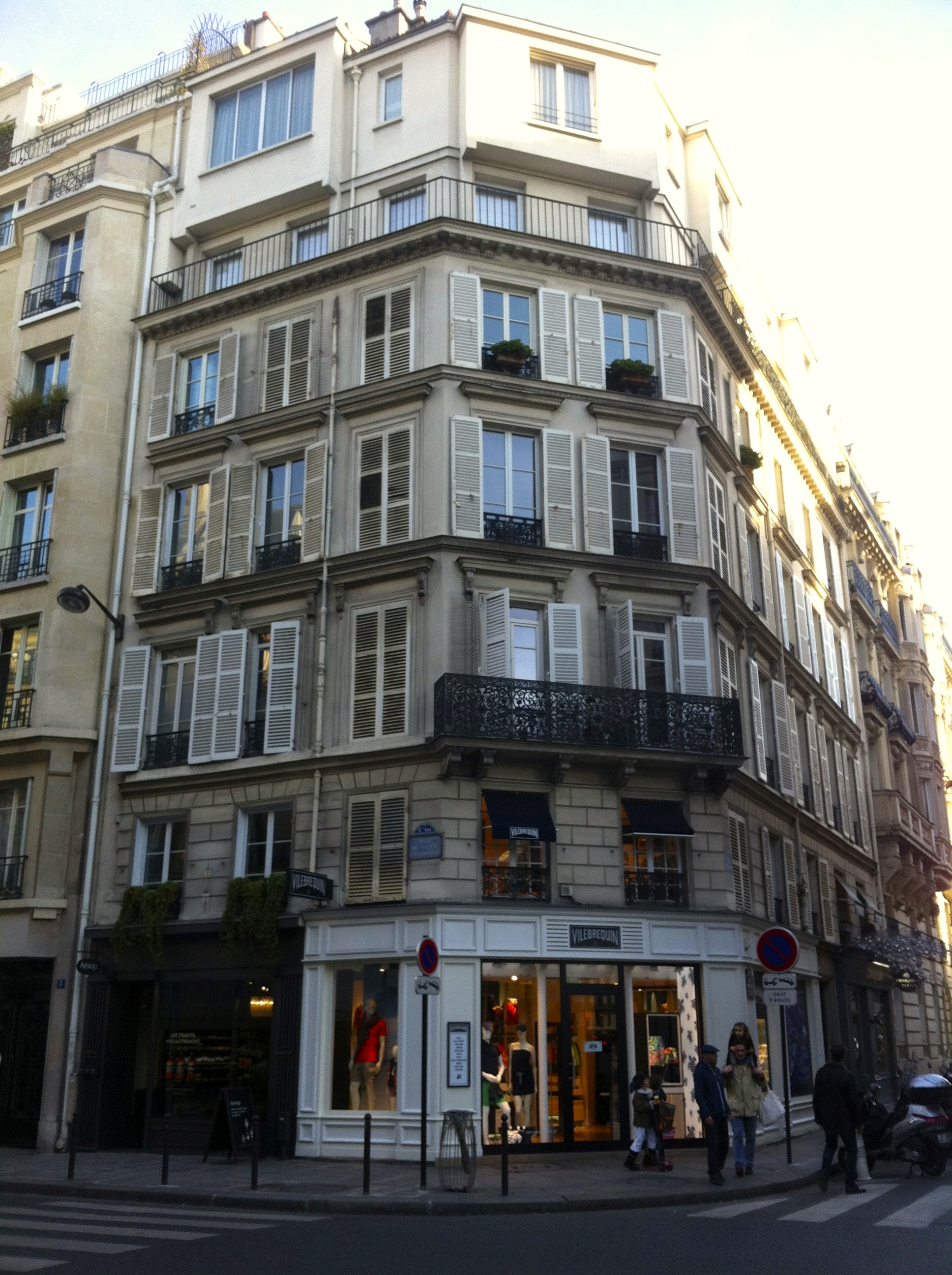 New Meetings in Paris | JUDITH GROHMANN