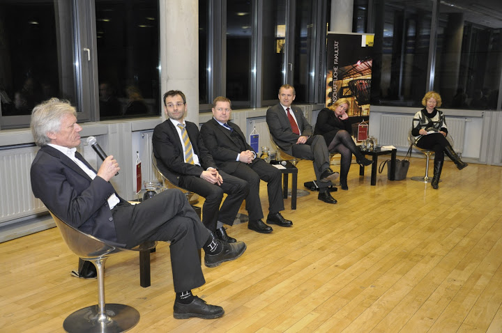 Fesselnde Diskussion in illustrer Runde in Graz | JUDITH GROHMANN