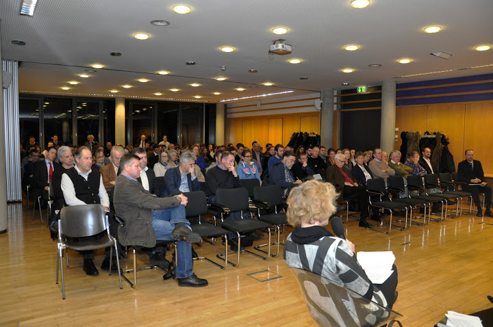 Fesselnde Diskussion in illustrer Runde in Graz | JUDITH GROHMANN